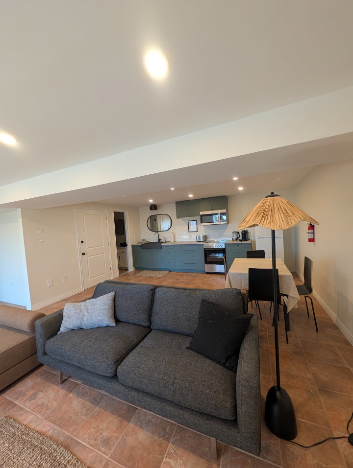 Wanderlust Hideaway 2 -