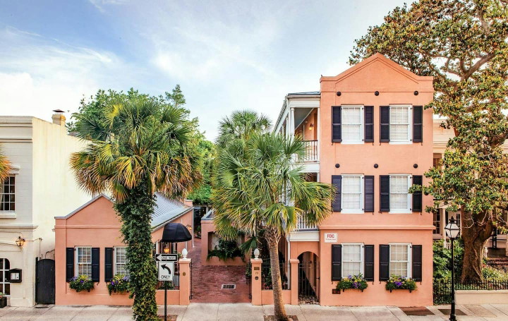 The Elliott House Inn - Charleston, SC