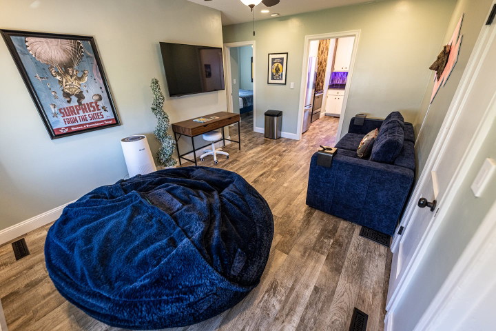 Bear-bnb - Relaxing Bear Themed Space - Elizabethtown, KY
