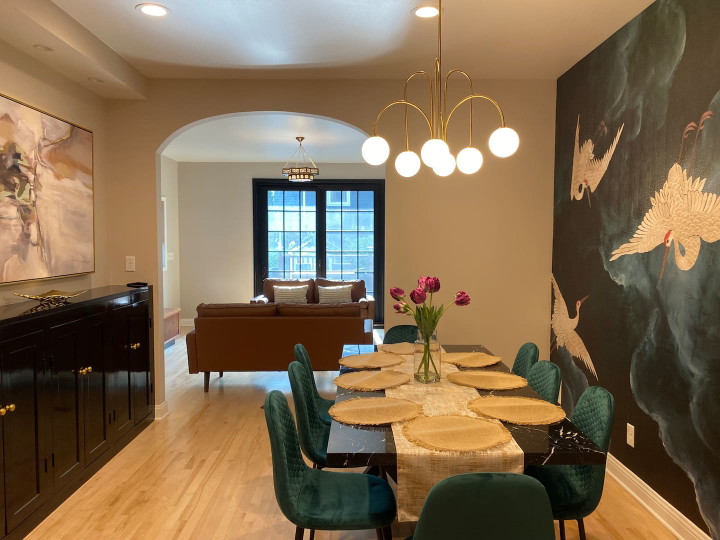Brady Street Luxury | Close To Downtown | Sleeps 8 - Milwaukee