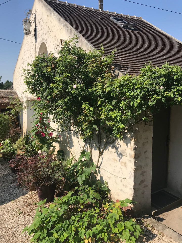 Petite Maison à La Campagne - Angerville