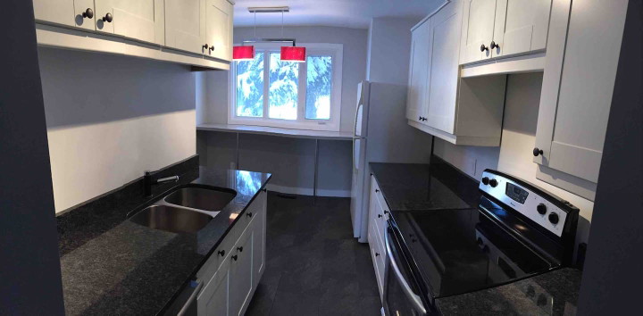 3 Bedroom Wildwood Townhouse On Haight Crescent - Saskatoon