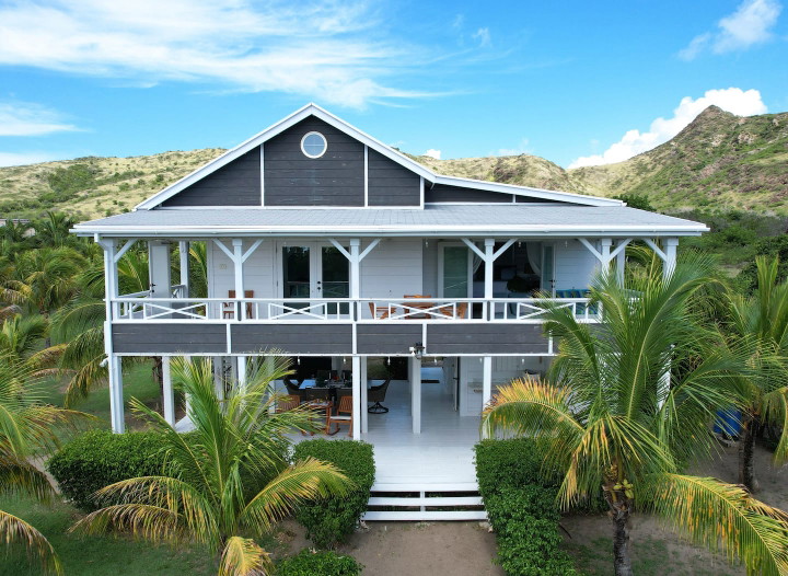 Spacious 2 Br Cottage With Gorgeous Views - Saint Kitts and Nevis