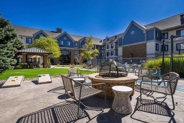 Relaxing Getaway Mins From Tech Center | 2 Rooms - Highlands Ranch, CO