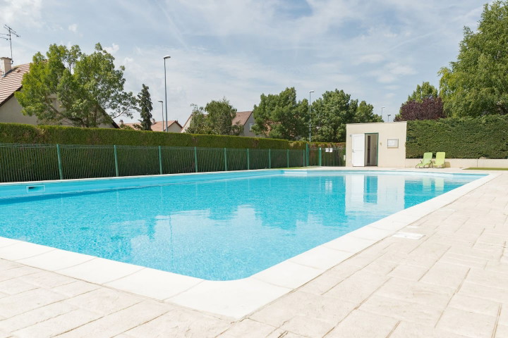 T1bis, Au Calme, Piscine Chauffée, Terrasse - Dijon