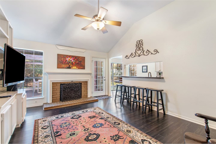 Spacious & Cozy 4br Home In The Woodlands - The Woodlands, TX