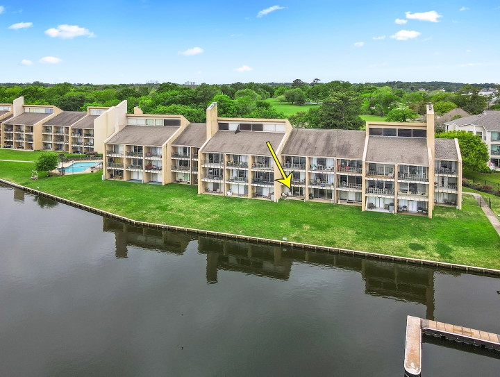 Lakeside Getaway On Lake Conroe - Conroe, TX
