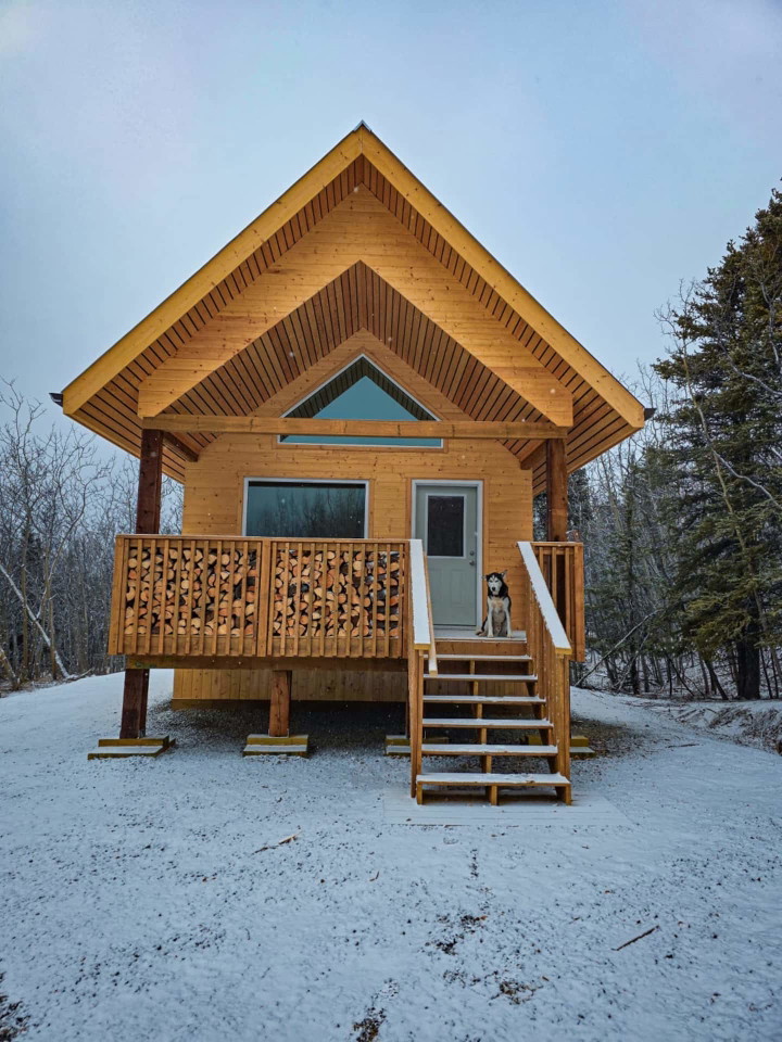 Wolf Den Cabin - Whitehorse