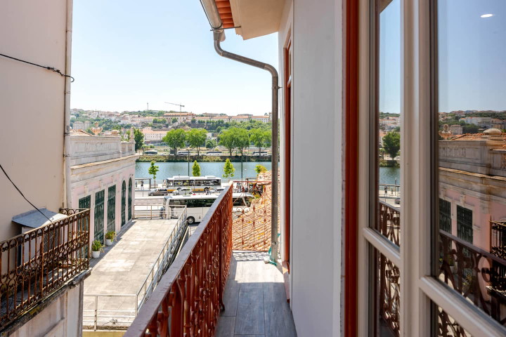 2 Premium City Center Apartment - Walk Everywhere - Coimbra