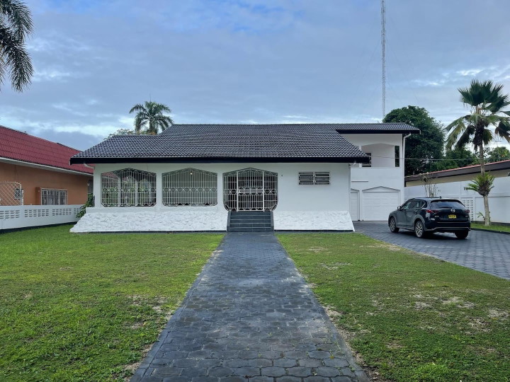 Villa Famirie 12 Personen - Suriname