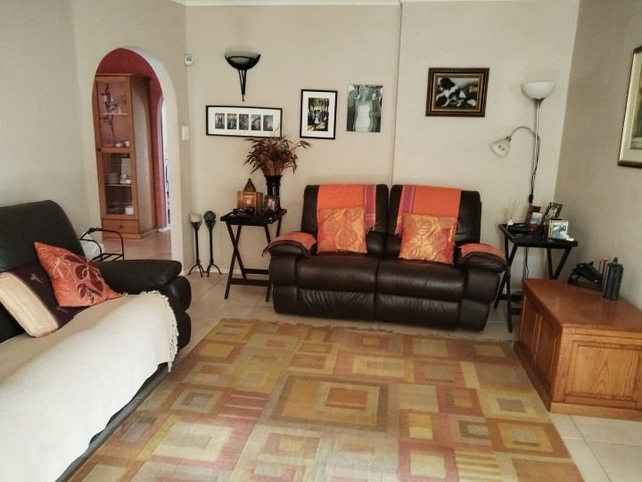 Longies Lodge. Homely & Cozy - Durban North