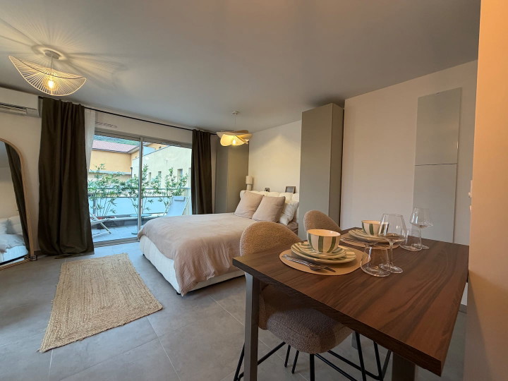 Studio Cocon - Terrasse Et Garage - Bourgoin-Jallieu