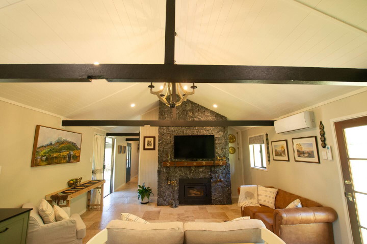 Charming 3 Bedroom Cottage In Belli Park - Noosa