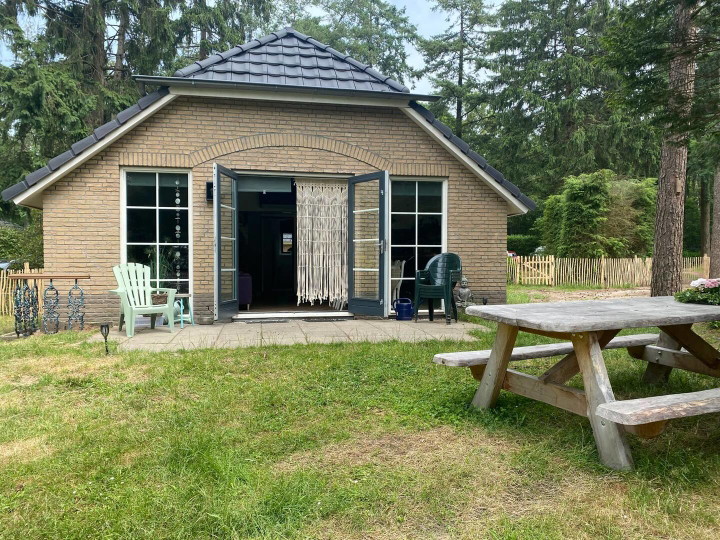 Chalet Confortable Avec Grand Jardin Clos, Près De La Forêt - Barneveld