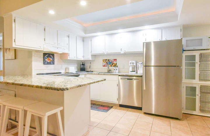 Direct Beach Access-1st Floor Oceanfront Paradise! Newly Renovated Beach Getaway - Maryland