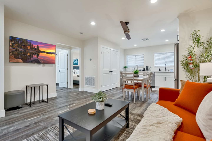 Kings Beach Cabin | 5-min Walk To Sand & Shops - Kings Beach, CA