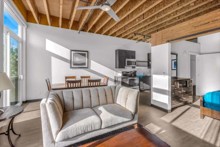 Bremerton Bay Condo | Walk To Ferry | Unit 202 - Bremerton, WA