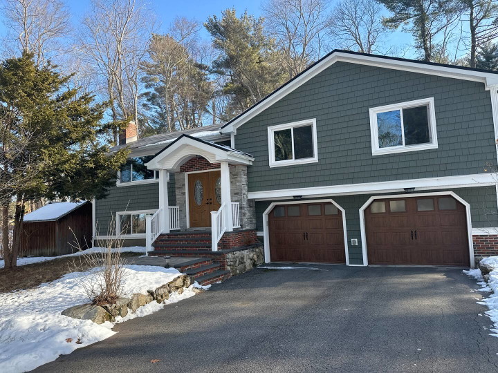 Welcome To Olivers House - Foxborough, MA