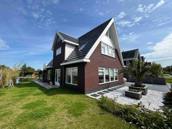 Detached Modern Villa On The Water! - Alkmaar