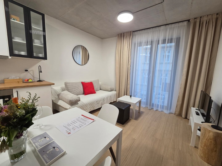 Deluxe 2+kk Apartment, 2 Balconies,parking, Gym - Brno