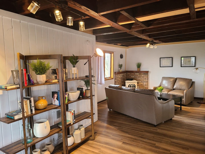 Carriage House Of Old Saratoga. - Greenwich, NY