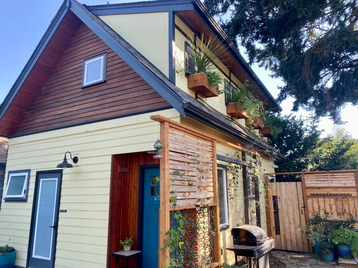 Tucked Inn Cully - Portland, OR
