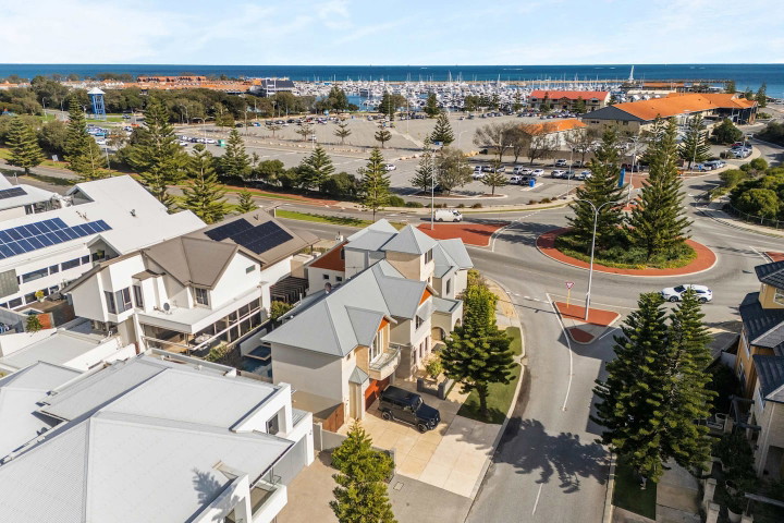 The Harbour Mirage| Spa | Pool | Ocean Front | Gym - Mindarie