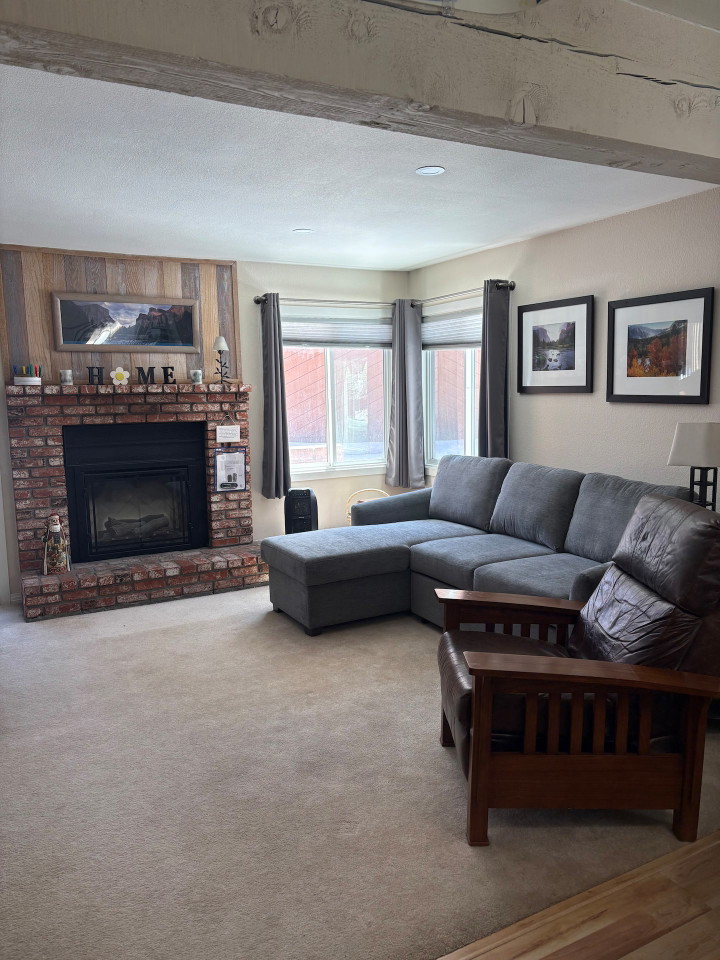 Mammoth Lakes Sunrise - End Unit - Mammoth Lakes, CA