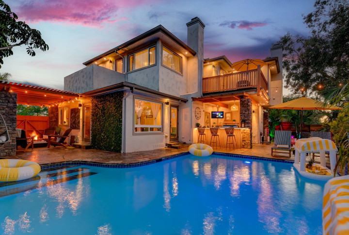Luxury Oasis! Pool/jacuzzi & Prime Location! - San Diego, CA