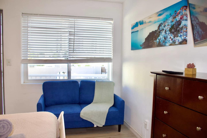 Beachside Studio Steps From The Sand - Aventura, FL