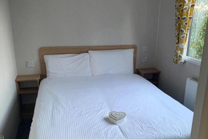 3 Bed Cabin - Sleeps 6 - Wifi, Free Parking, Pets - Dymchurch