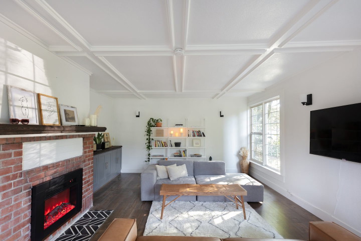 Designer Redwood Haven: Hot Tub, Private Beach - Guerneville, CA