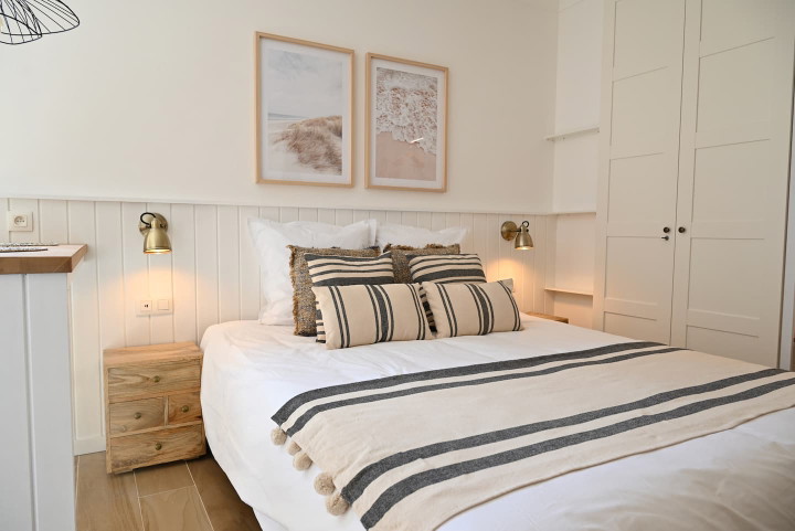 Bright Beachfront Studio - De Panne