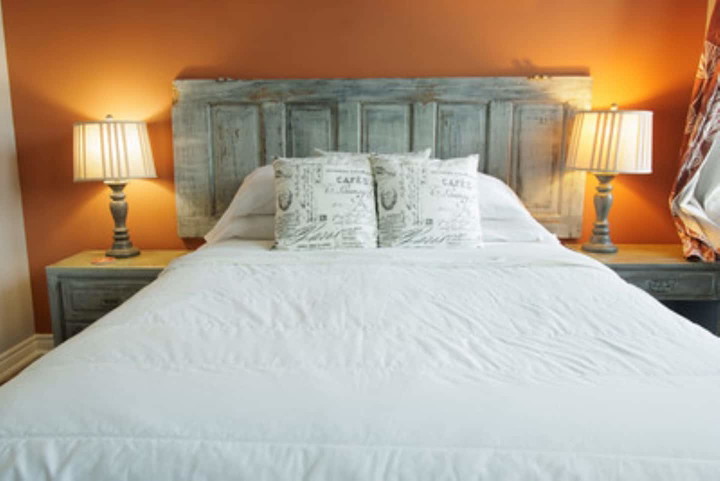 Canal View Suite 3 - Port Colborne