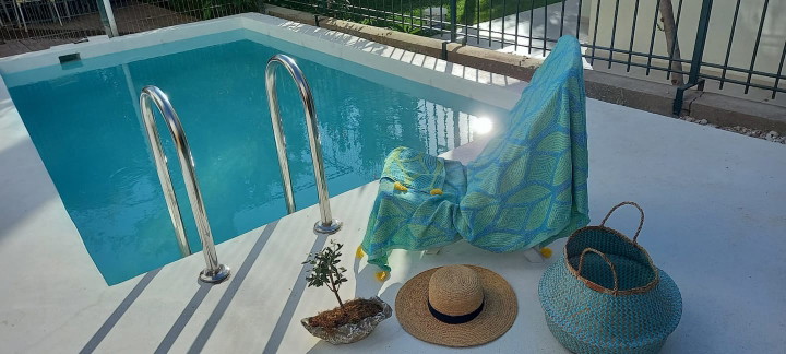Denize Yakın Havuzlu Villa - Kemer