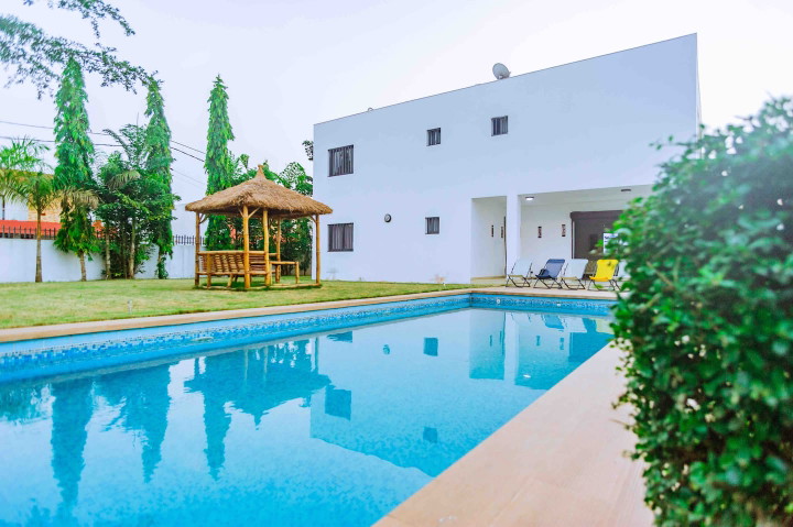 Beautiful 8-room Villa In Cocody Angré - Abidjan