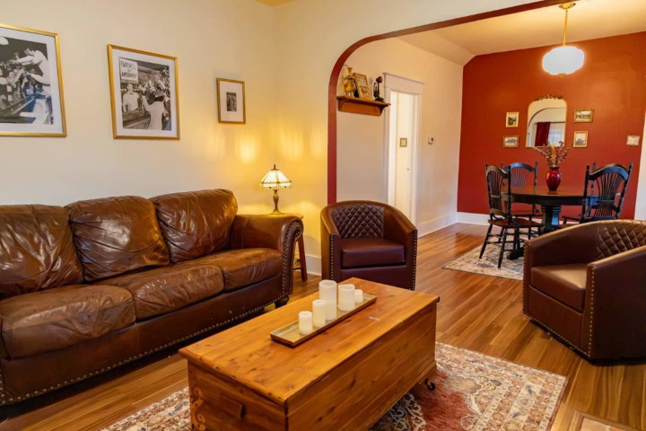 The Speakeasy-hot Tub-pet Friendly-downtown-ac - Montana