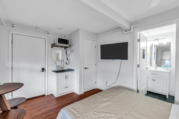 Ocean Grove Suite 2 Blocks To Beach & Main Ave - Belmar, NJ