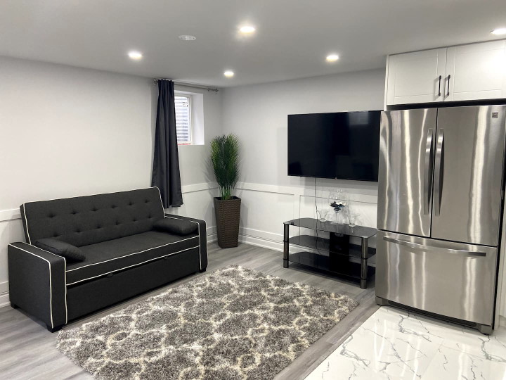 Cozy Newly Renovated One Bedroom Apt - Brampton