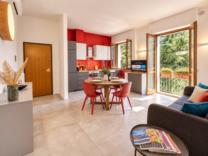 Albereto 41 | Free Private Parking Near Florence - Prato