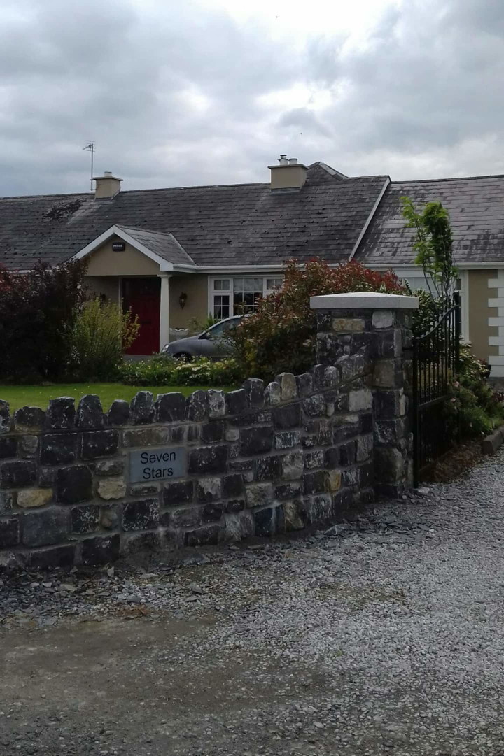 Twin Room At Seven Stars, Killenard, Laois - Portarlington, Ireland