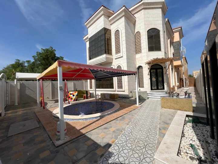 5 Bedrooms Villa With Private Swimming Pool. - Sharjah