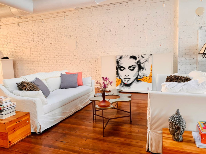 Spacious Designer Downtown Loft Above Art Gallery - Wilson, NC