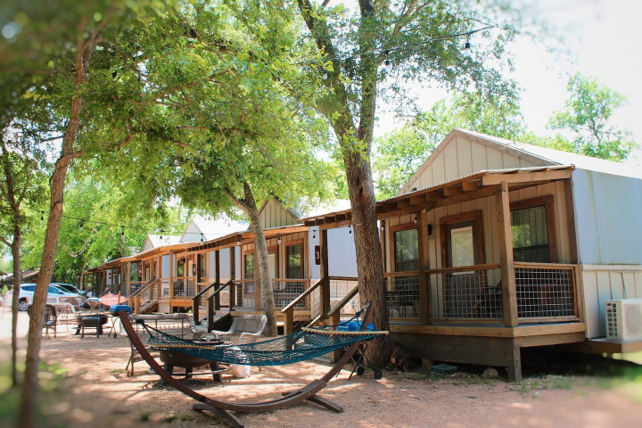Beautiful Cabin On The Creek, Kayaks, Paddleboards. - Seguin