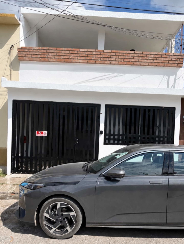 Casa Familiar Con Terraza Y Asador - Nuevo Laredo
