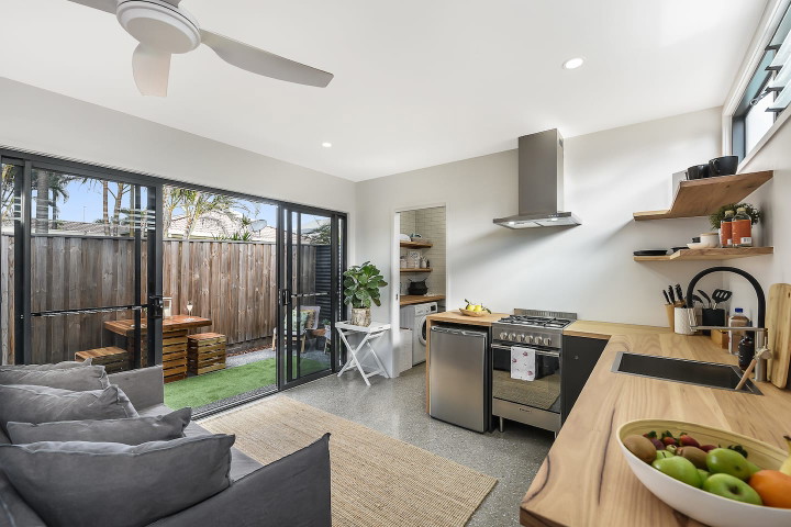 Couples Coastal Luxury Retreat, Walk To Beach - Noosa Heads