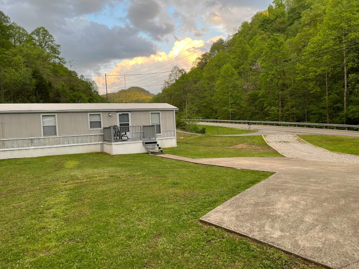 Side By Side Lodging - West Virginia