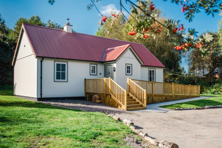 Family-friendly Brand New Cottage Situated Next To The Golf Course - Escocia