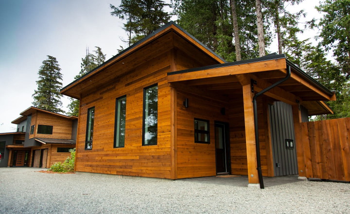 Tree Fern Guesthouse: Walk To The Beach! - Tofino
