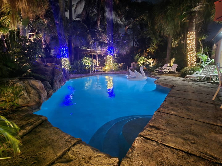 4br, Private Backyard Oasis/heated Pool/hottub - Dania Beach, FL